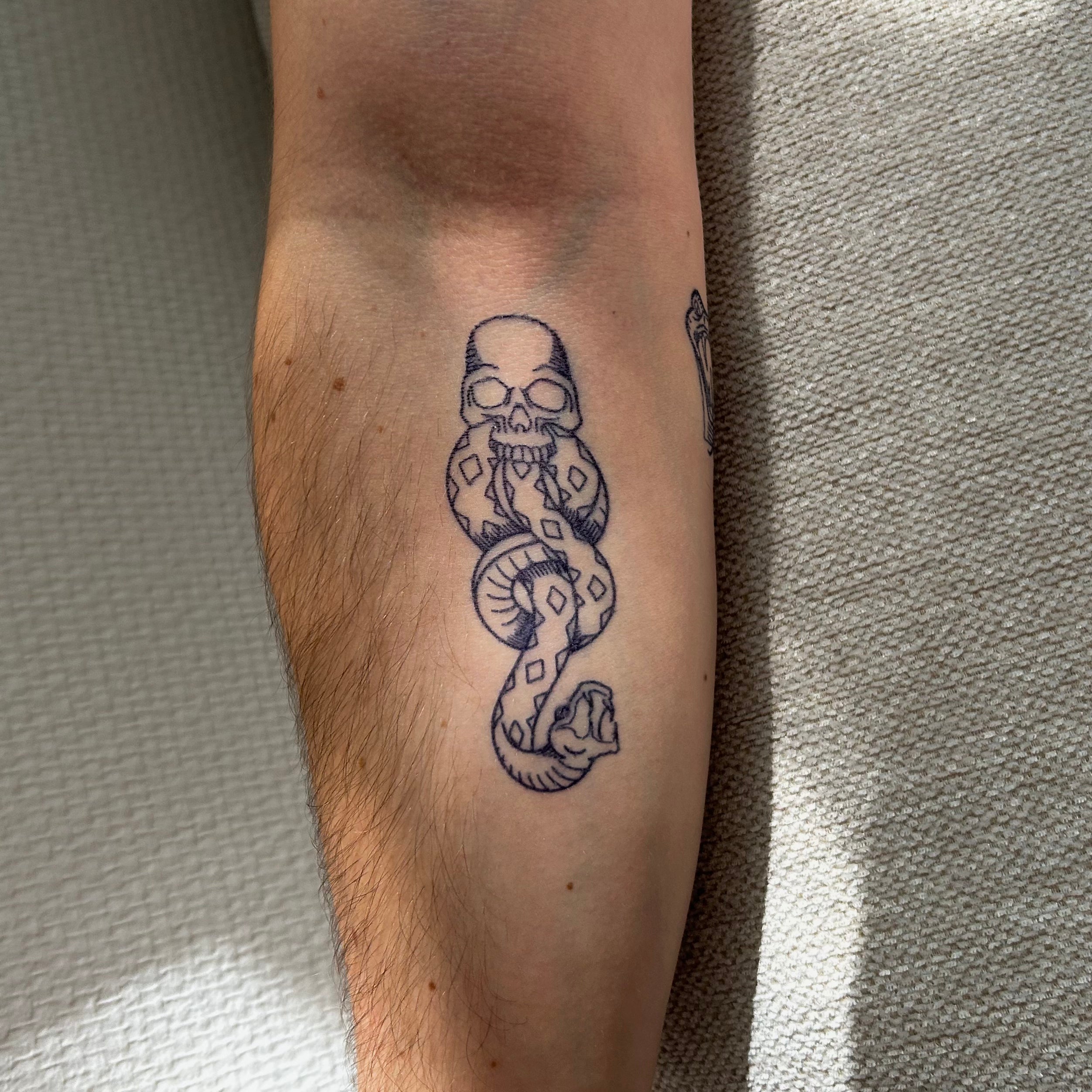Harry Potter Das dunkle Mal Tattoo | 2 Wochen Temporäres Tattoo | Inkster